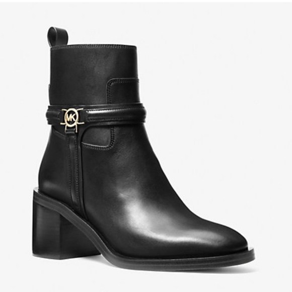 MICHAEL Michael Kors | Shoes | New Michael Kors Mindy Black Leather ...